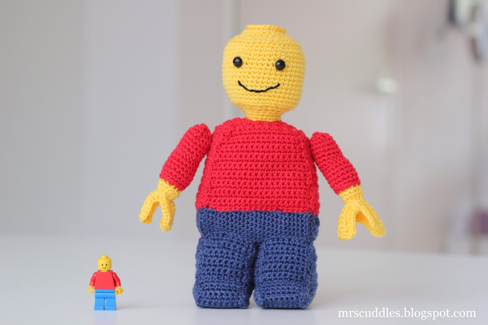 Mrs. Cuddles: Lego man