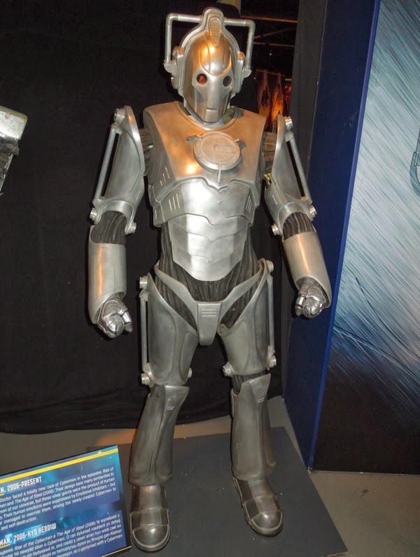 Doctor Who Cybermen upgraded across the ages... - domesticjenni