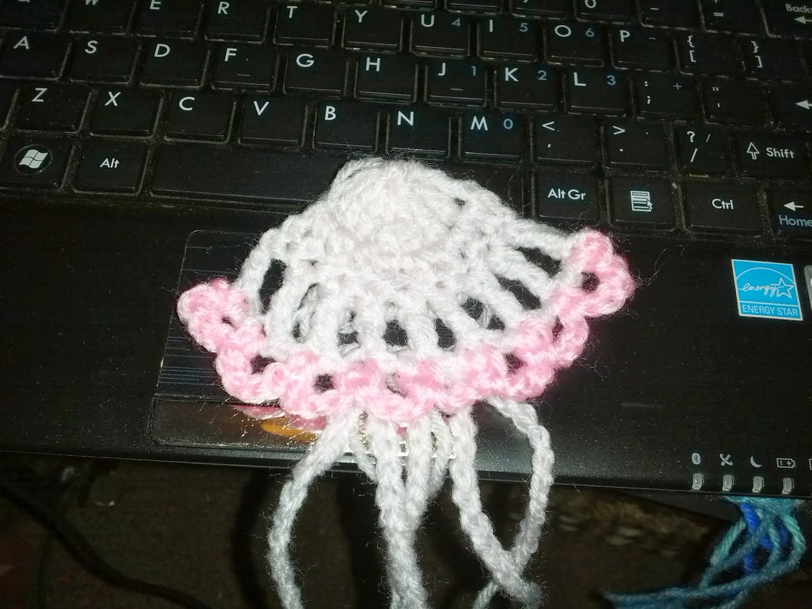 Blooming Lovely: WIP - Crocheted Jellyfish Applique Blooming Lovely: WIP - Crocheted Jellyfish Applique