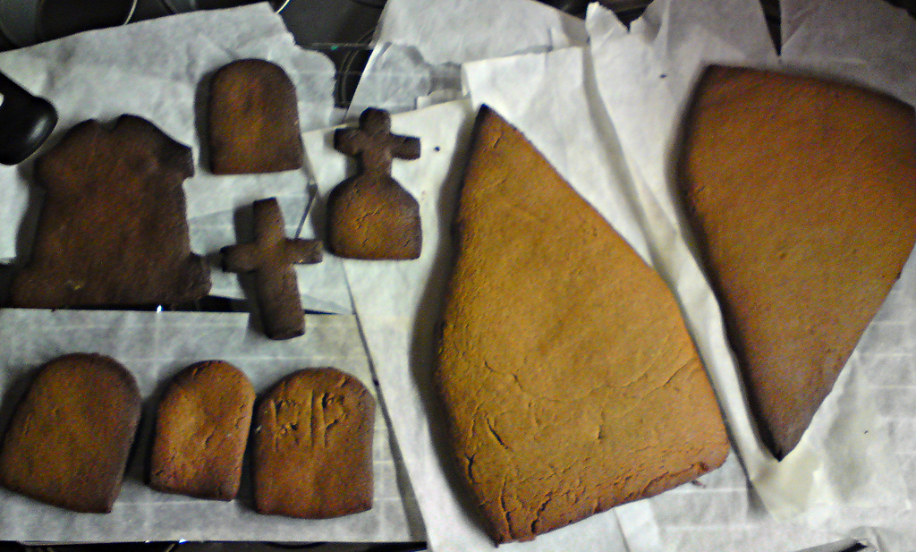 Ever So Juliet | Edinburgh lifestyle blog: Halloween how to: bake a ...