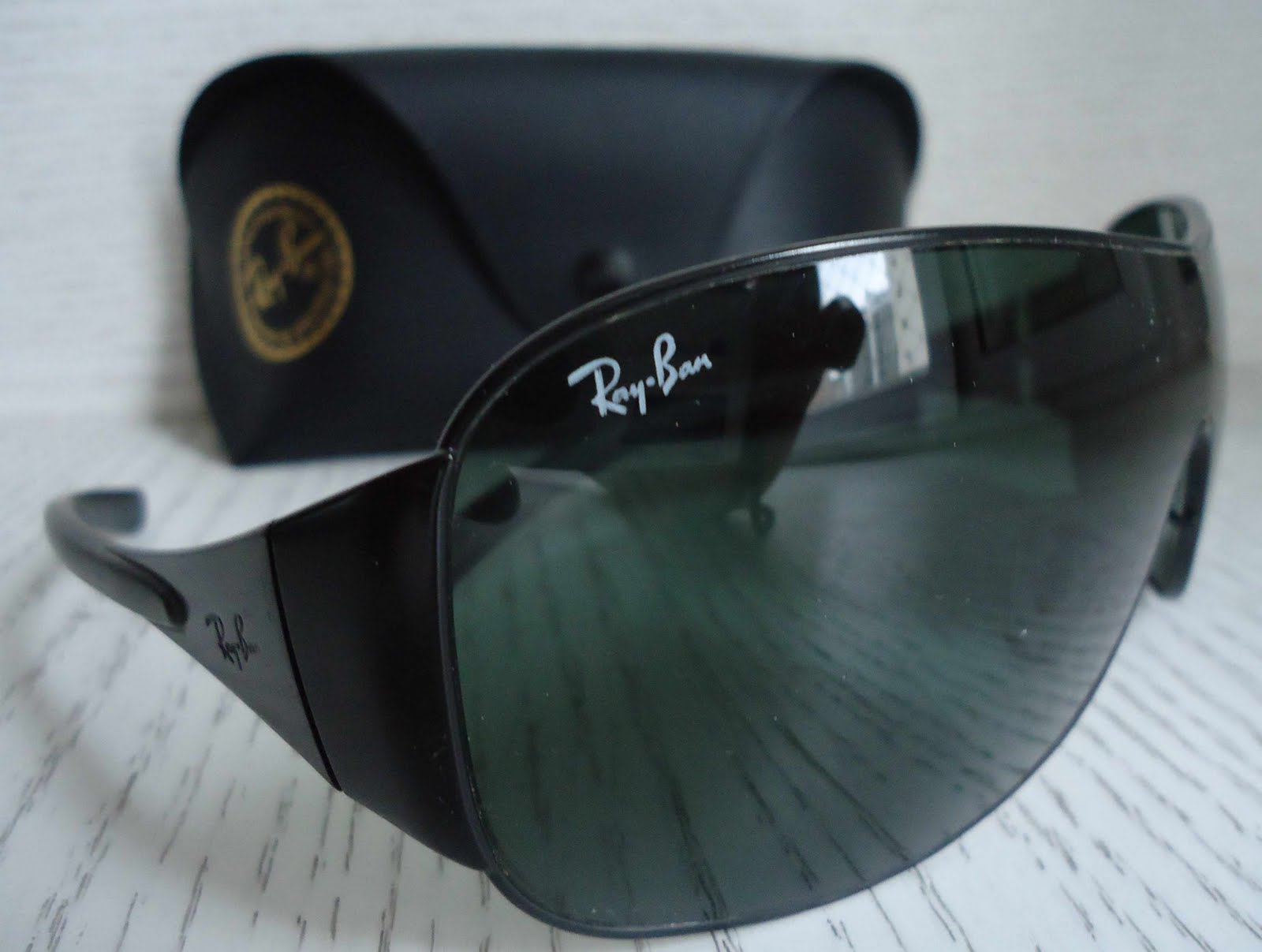 Boomerang Bazar: Óculos - RAY-BAN RB3321
