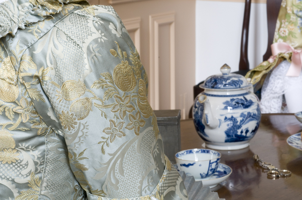 K. Walters at the Sign of the Gray Horse: Darnall's Chance Museum House ...