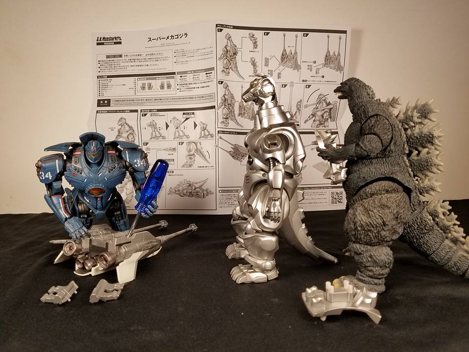 The Gryphon's Lair : SH MONSTERARTS SUPER MECHAGODZILLA - Figure Review