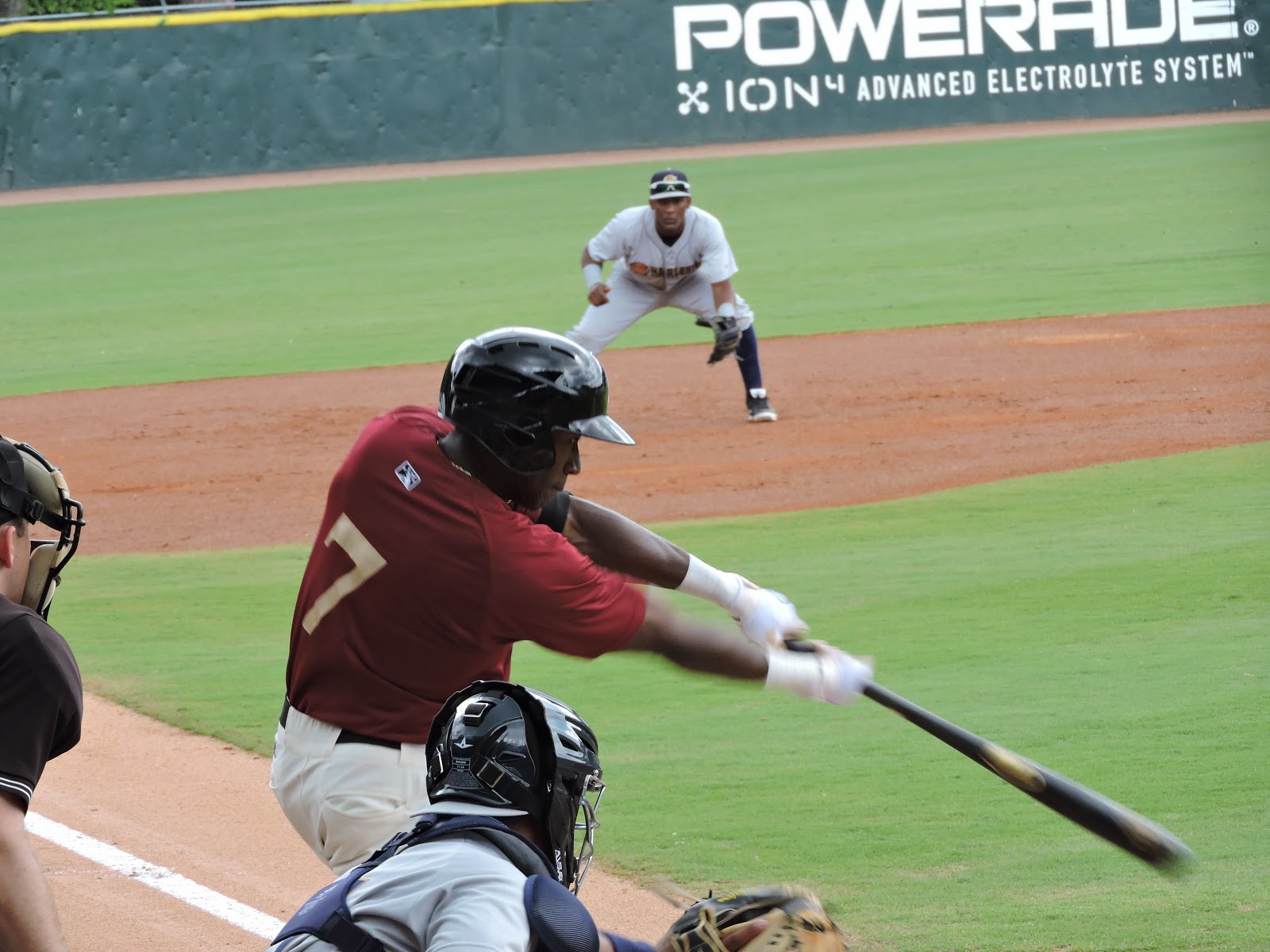 Mack's Mets: Charleston RiverDogs 4 Savannah Sand Gnats 1