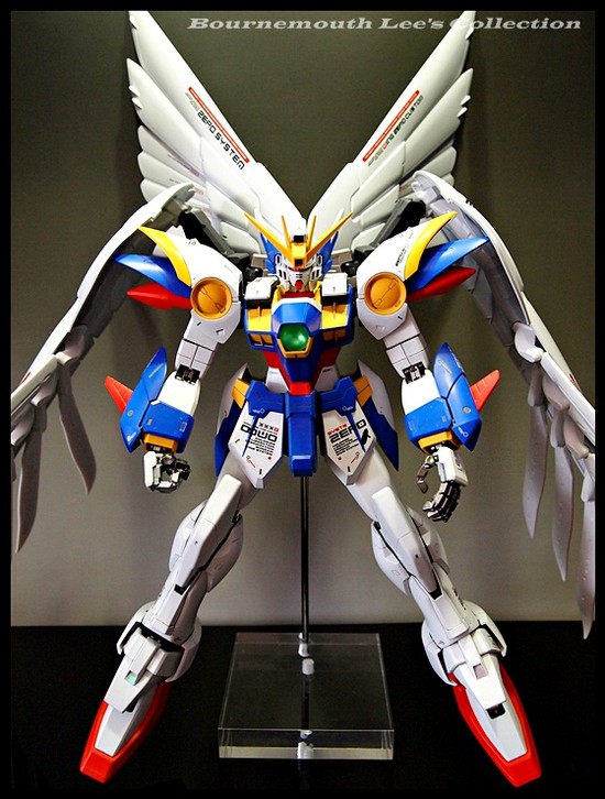 Hobbies Gundam: PG 1/60 Wing Zero Custom - Painted Build