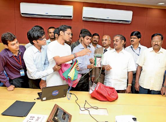 SRM varsity students bag second spot in Nasa contest - SRM Institute of ...