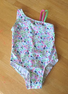 Creative Chicks: Sew Your Own Swimsuit--Tips & Tutorials