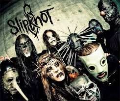 área curiosidade : A HISTORIA DO SLIPKNOT