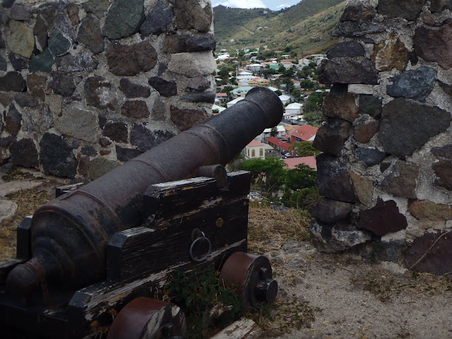 Things we did today...: Other People's Vacation Photos - Fort Louis