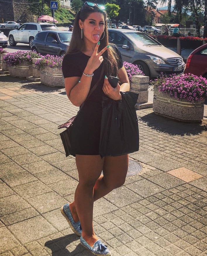 Les femmes de mes reves: 🇷🇸 Dina Bakic.