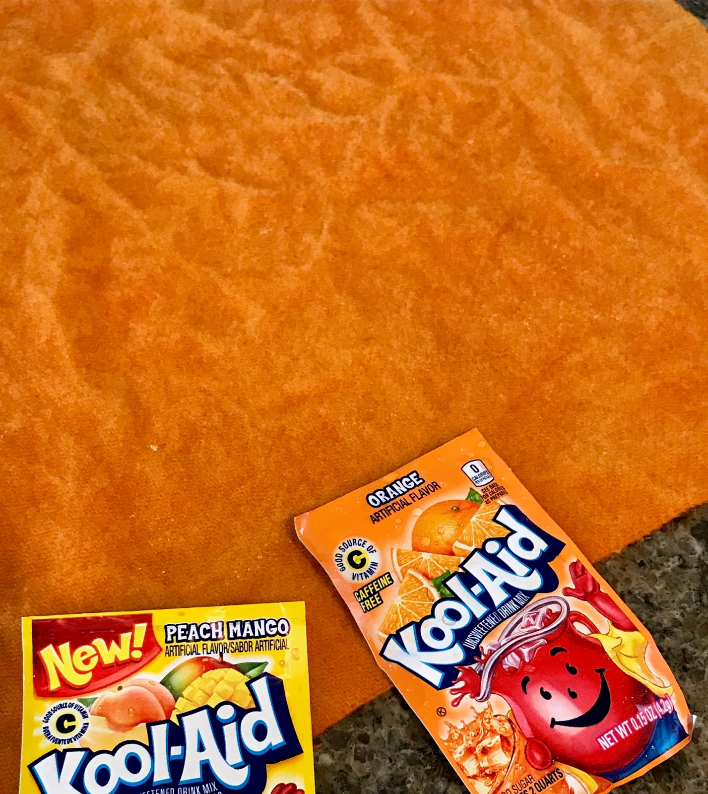 Sherrie loves color!: Dyeing wool with Kool-Aid