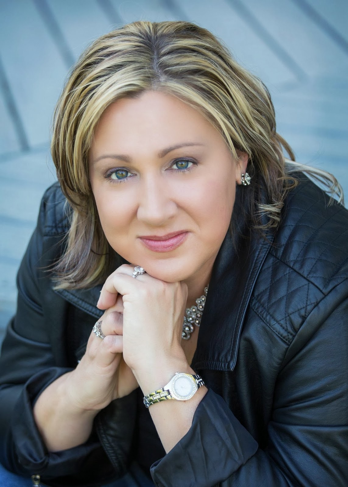 Book 'Em with The Hodgenator!: Guest Post: Cindy Callaghan