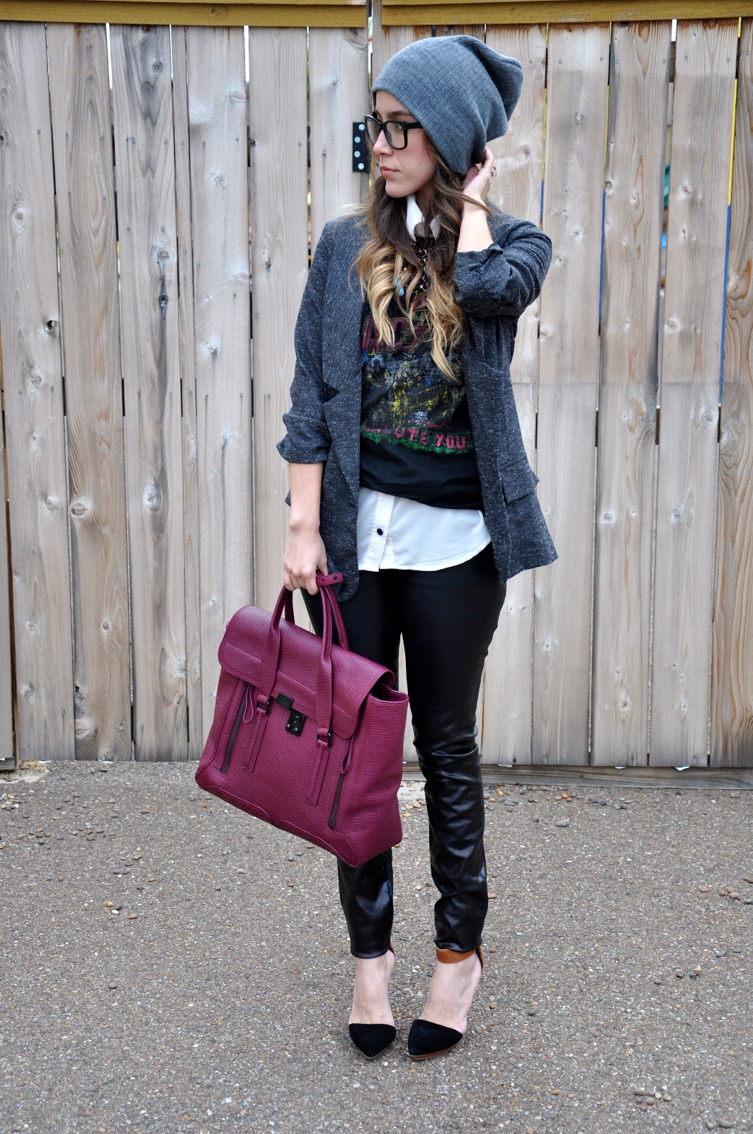 Transitioning transgender female looking for advice. : r ...