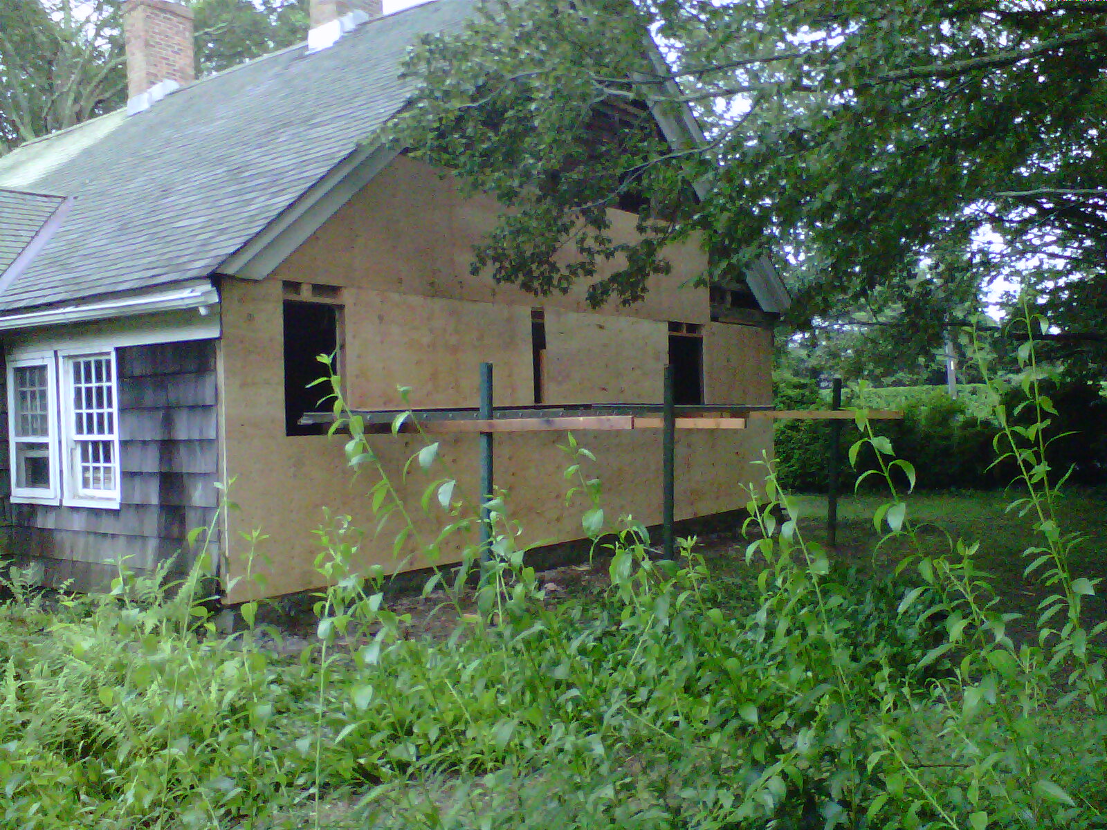 TIMOTHY HALSEY HOUSE: Progress 2...we got Scuttle Hole gable framed and ...