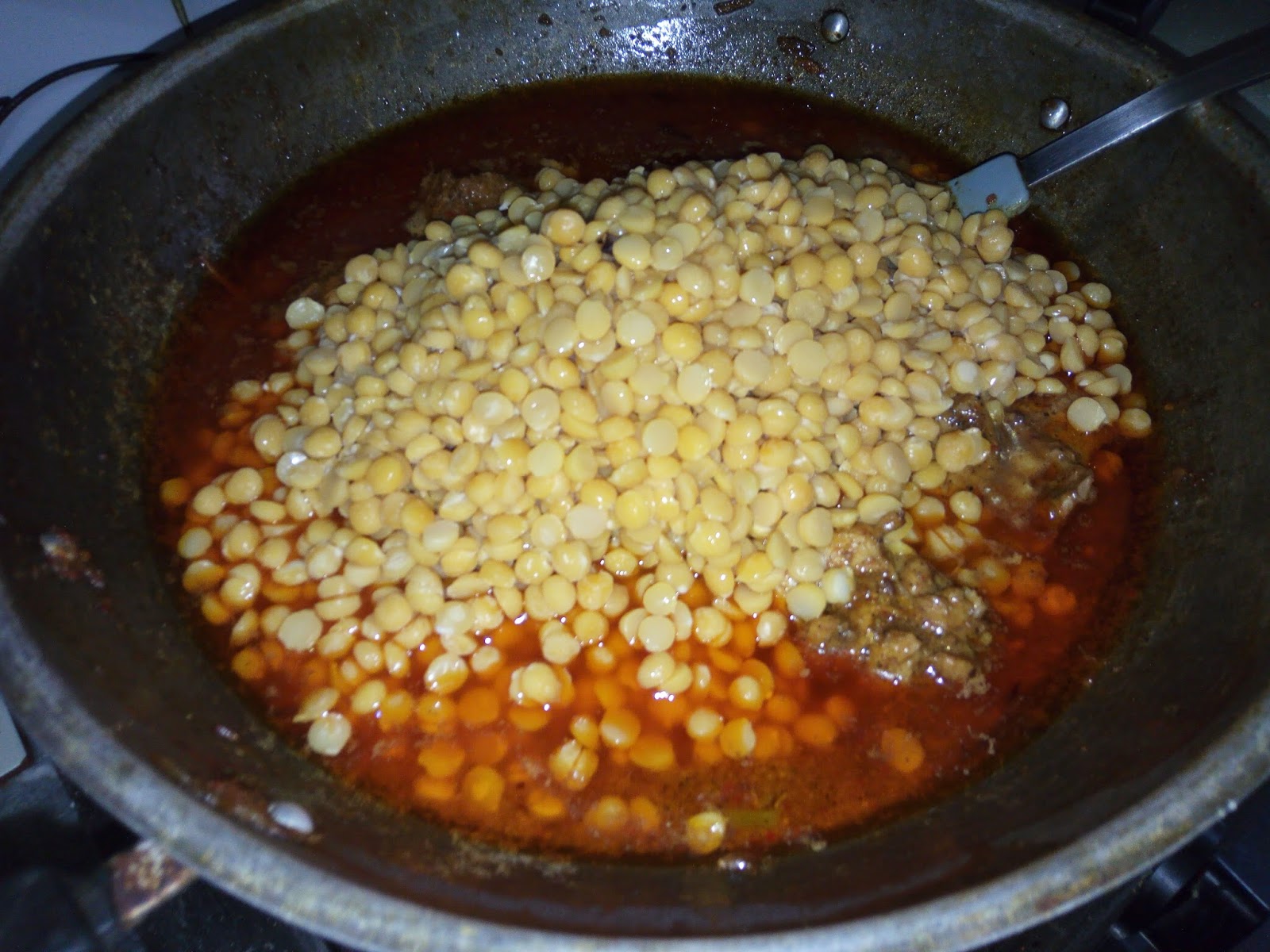 Cookbook: SPICY BBQ CHICKEN CHANAY KI DAL