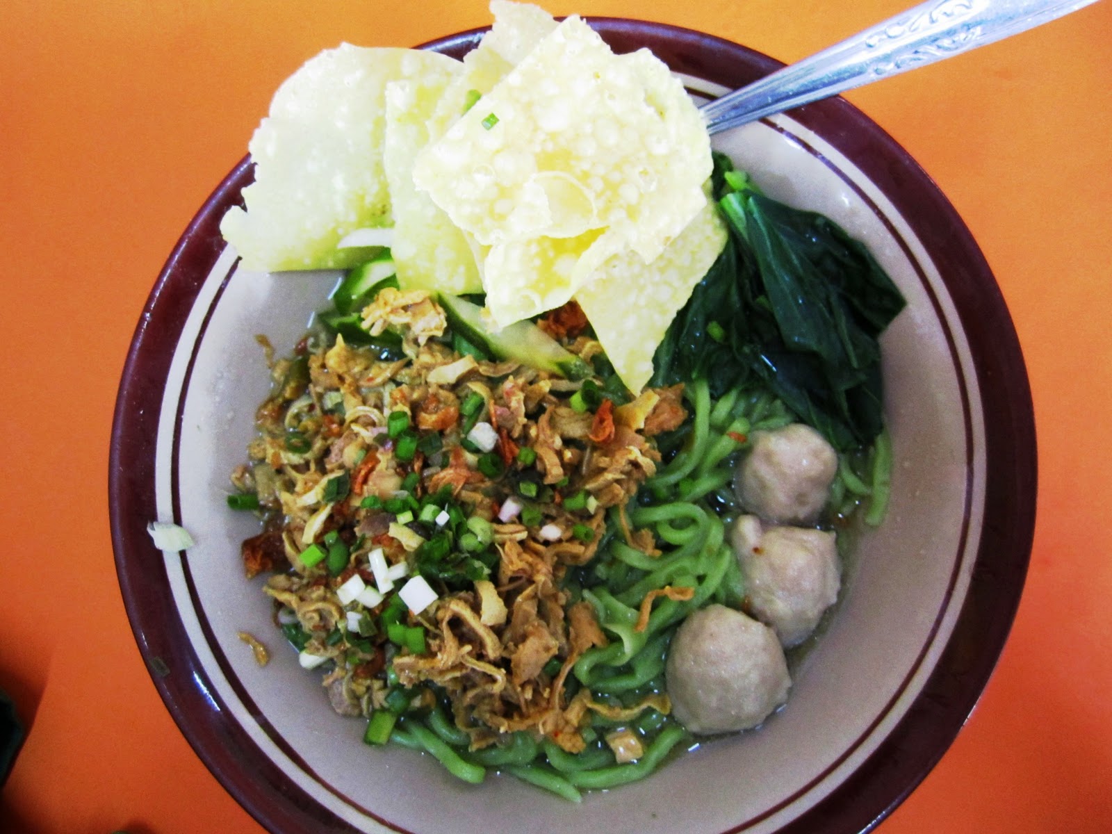 Kuliner iSTTS: Mie Hijau Ketintang - Mie Kepala Ayam