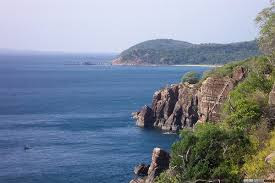 The Travelogged: Trincomalee Port