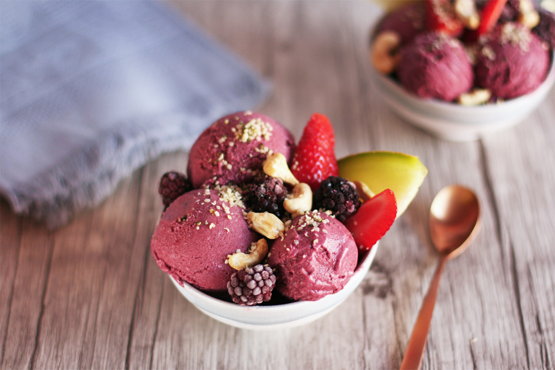 Blackberry Açaí Nice Cream
