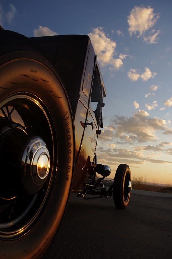 dWrenched - Kustom Kulture and Crazy Bikes: HOT HOT HOT