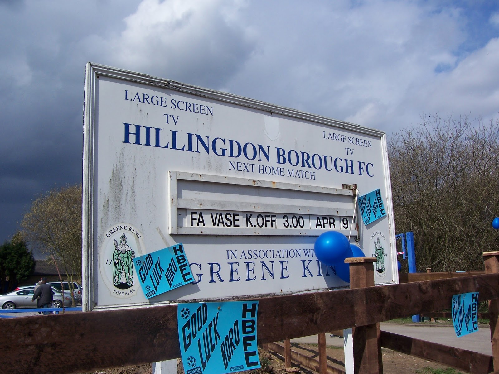 The Wycombe Wanderer: Hillingdon Borough - Middlesex Stadium