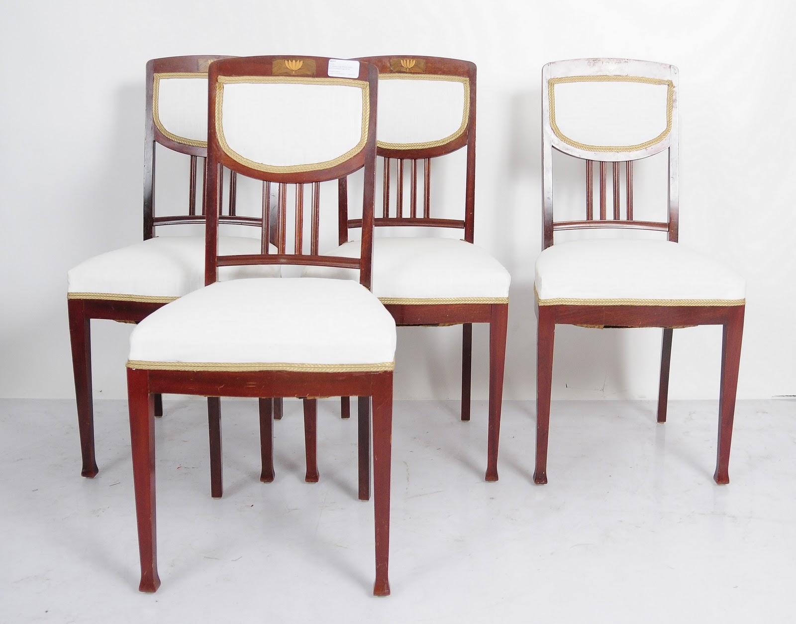 Antichitati online: Set 4 Scaune stil Empire