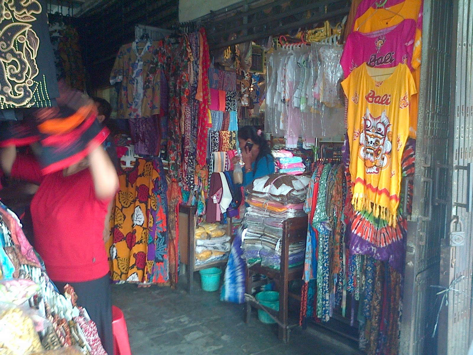 Plesiran Batik di Pasar Klewer | Blog Agus Mulyadi