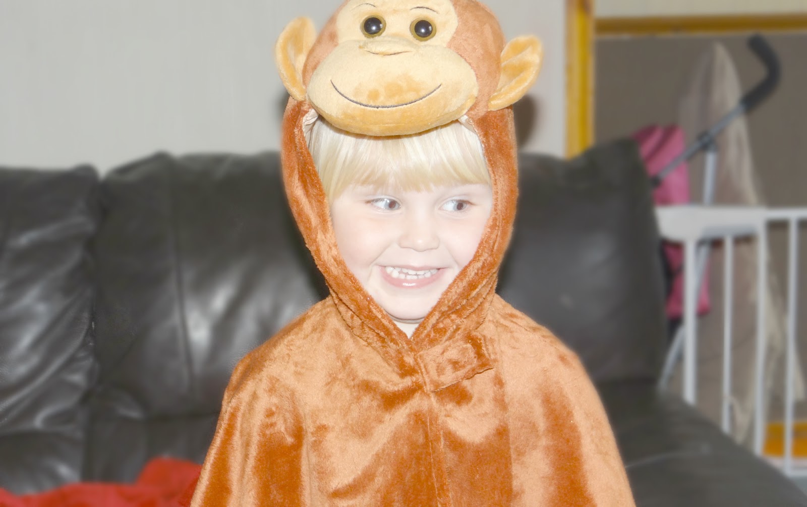 PretendToBee Monkey Cape Dress Up Review! | Beth Owen