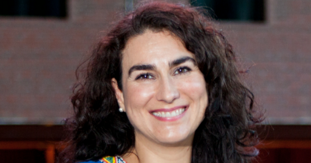 Tea & Books: Hoy viene a tomar el té... Mónica Crespo