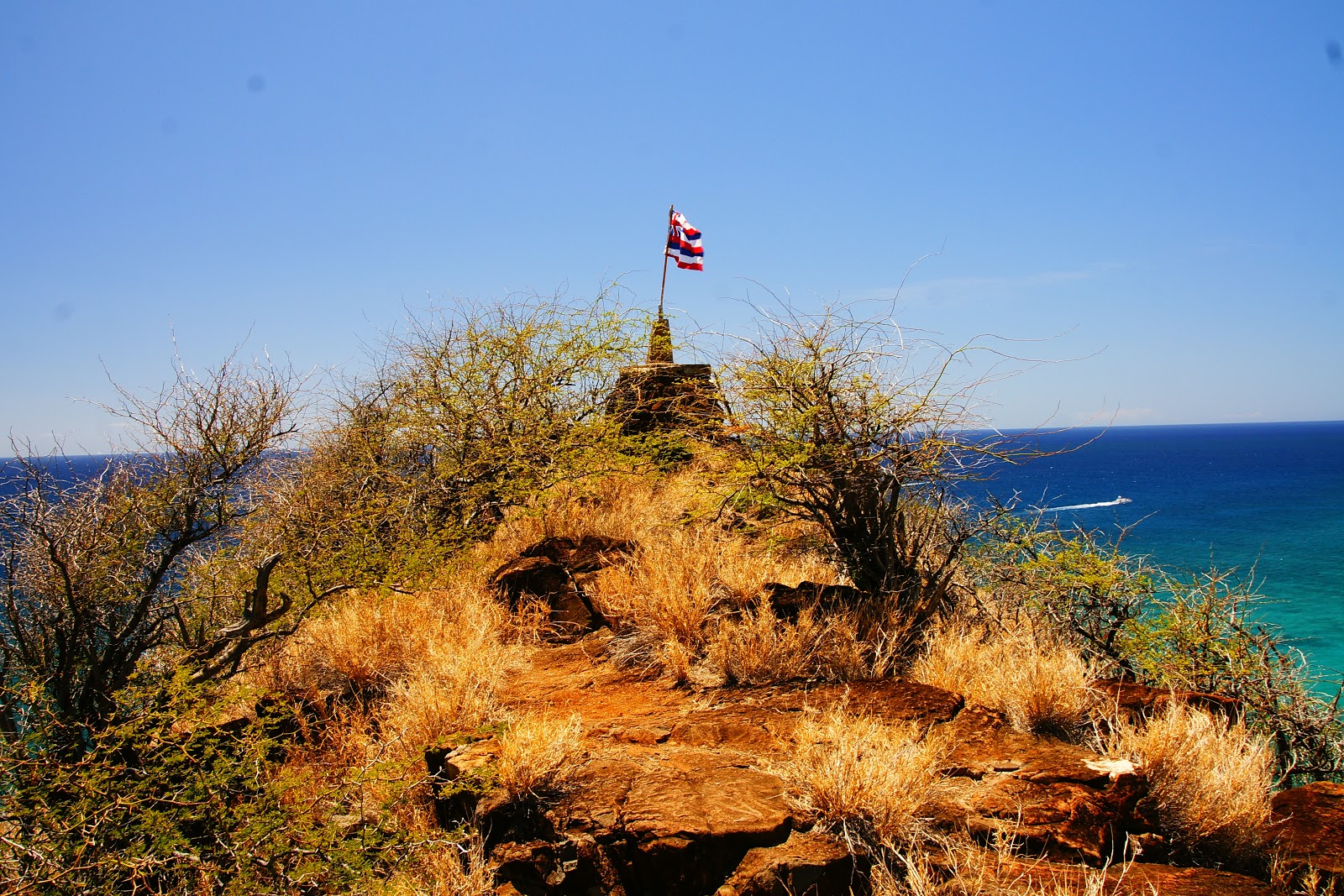 DGC's Hawaii Hiking Tales: 8-25-2012: Lahilahi (Black Rock) Point ...