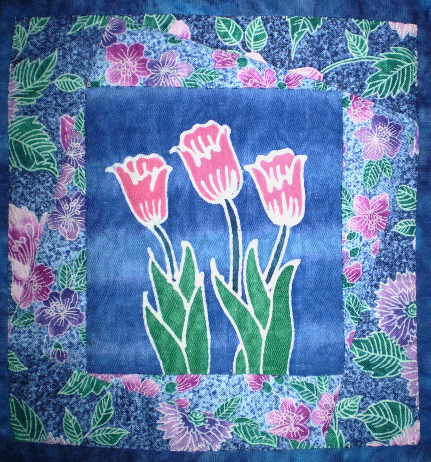 Laurel’s Studio: Batik Flowers