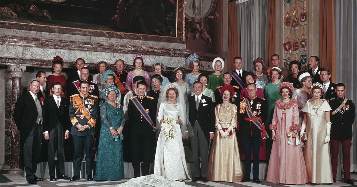 Queens of England: Royal Wedding Dresses: Beatrix of the Netherlands
