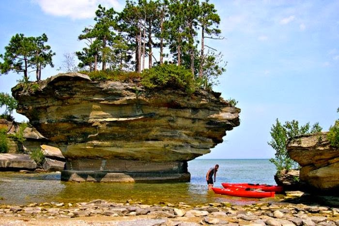 Traveling, Journeys and Adventures: Beautiful Turnip Rock on Lake Huron