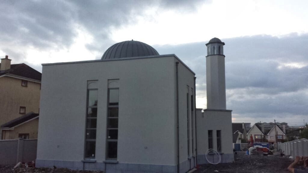 AHMADIYYA MOSQUES: Maryum Mosque - Galway Ireland