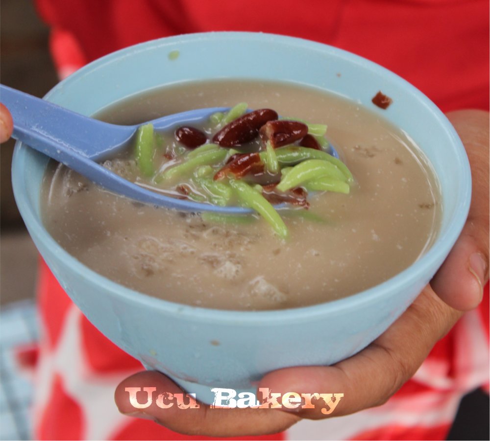 Jom minum cendol Pak Akob... * Ucu Bakery