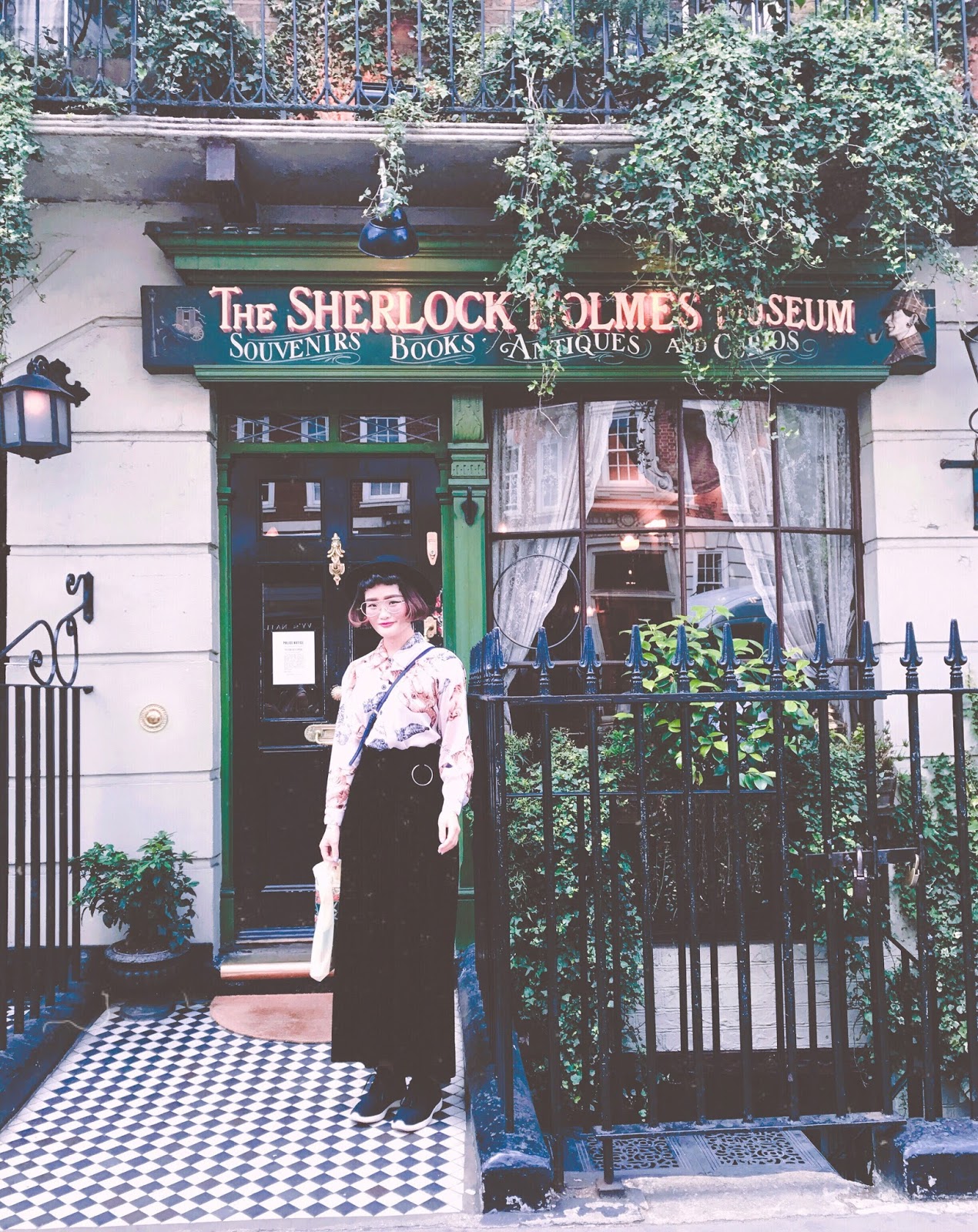 221b Baker Street London