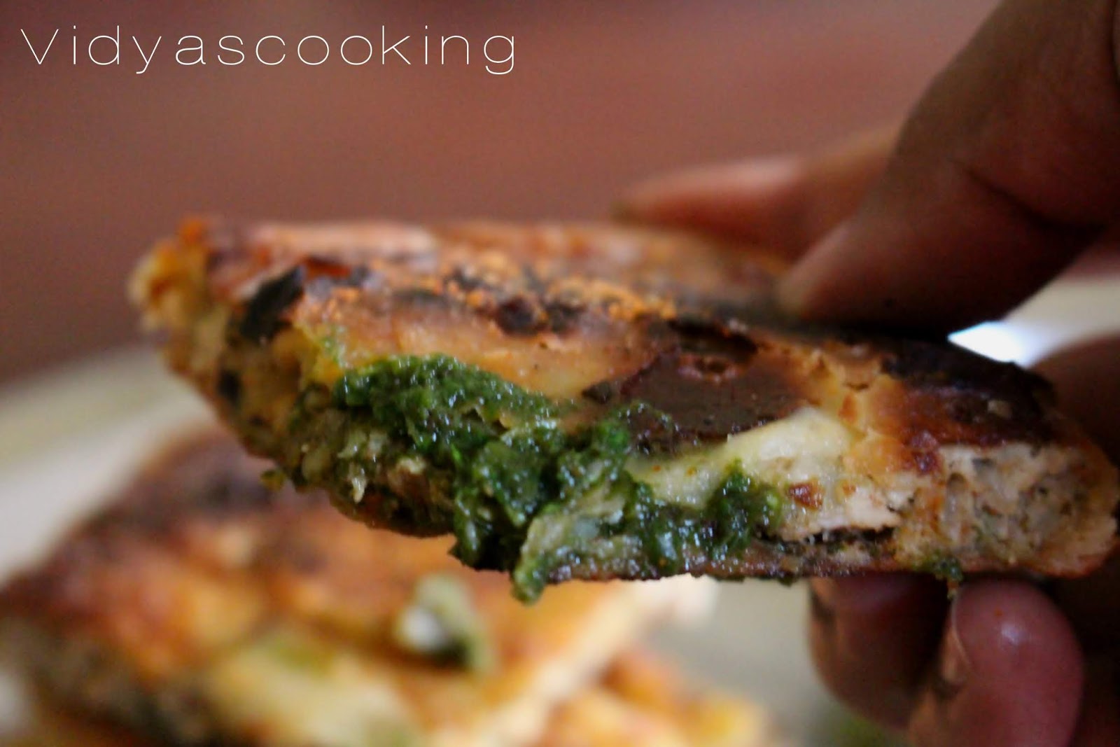 Chicken Baida Roti Recipe