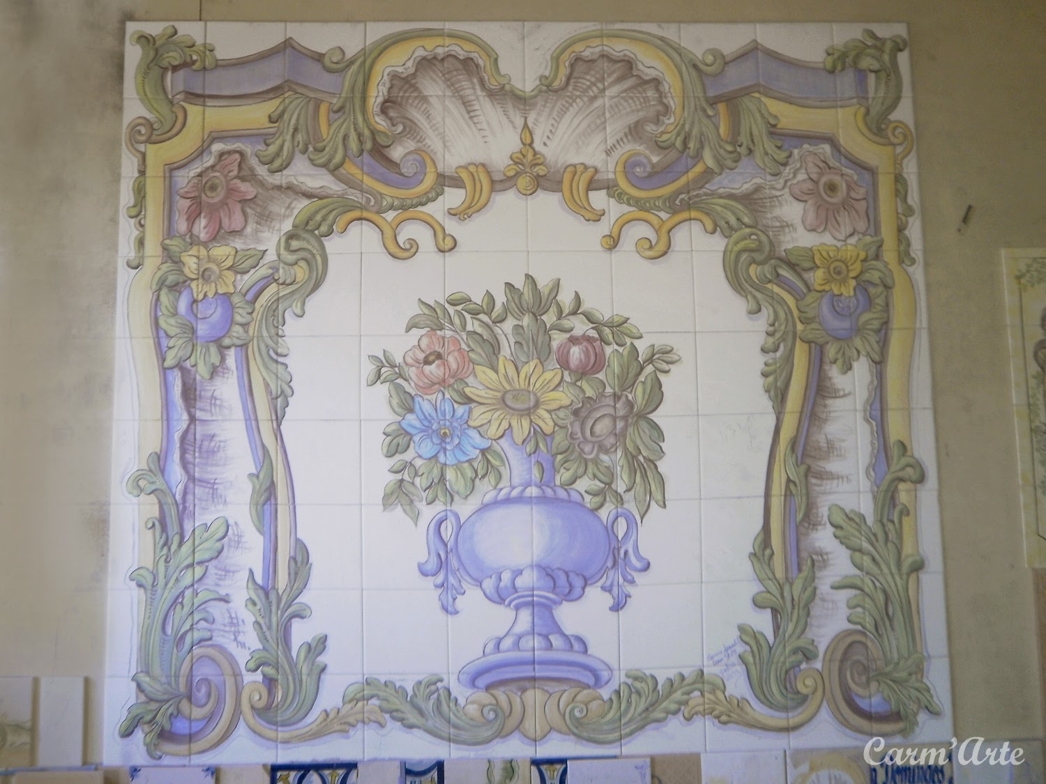 Carm'Arte: Painéis de azulejos florais