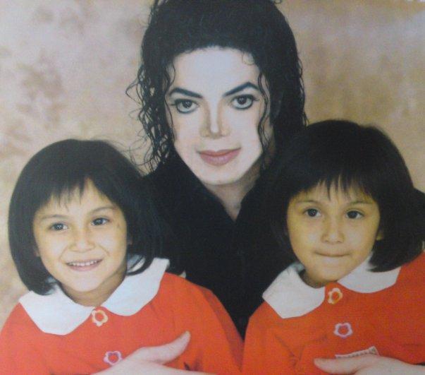 MJmyinspiration: Michael Jackson HistoryTour Twins in Kaohsiung, Taiwan