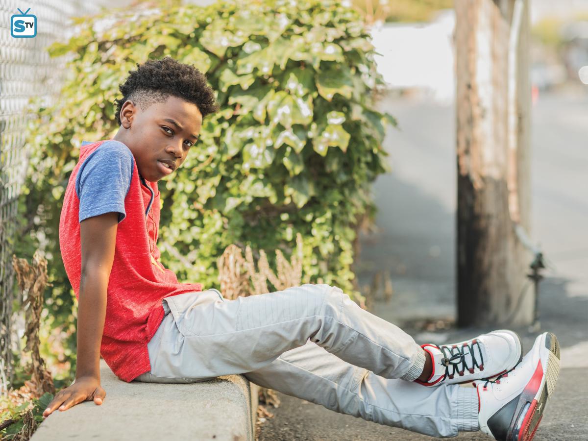 There are several characters we meet in this episode who live on the ...