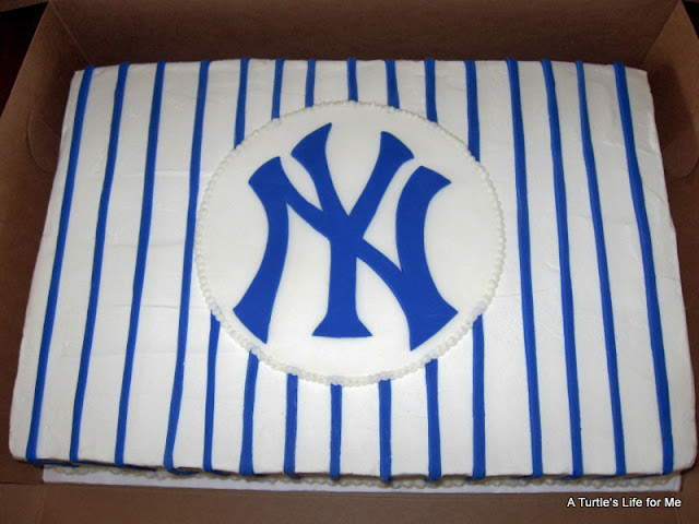 Yankees Cake! - A Turtle's Life for Me