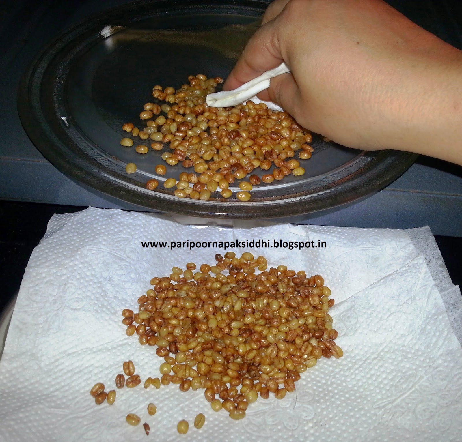 Paripoorna Paksiddhi : HOME MADE MICROWAVE POPPED WHEAT / WHEAT CRISPIES