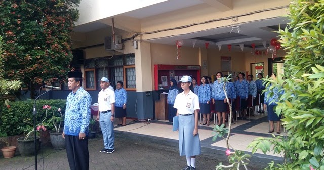 Upacara Peringatan HARI PENDIDIKAN NASIONAL 2017 SMA NEGERI 1 AMBON ...