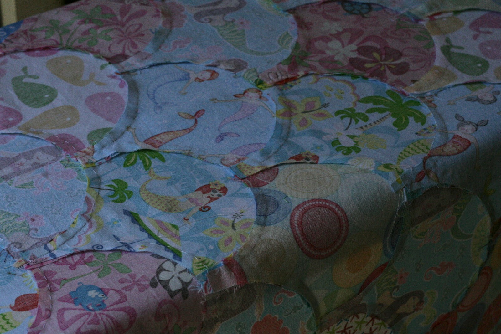 Little Lotto Handmade: Clamshell Baby Quilt