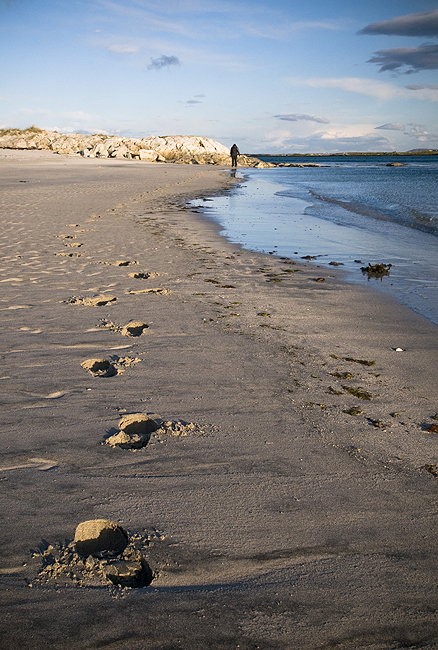 Walk Report - BENBECULA -liniclate beach walk • Walkhighlands