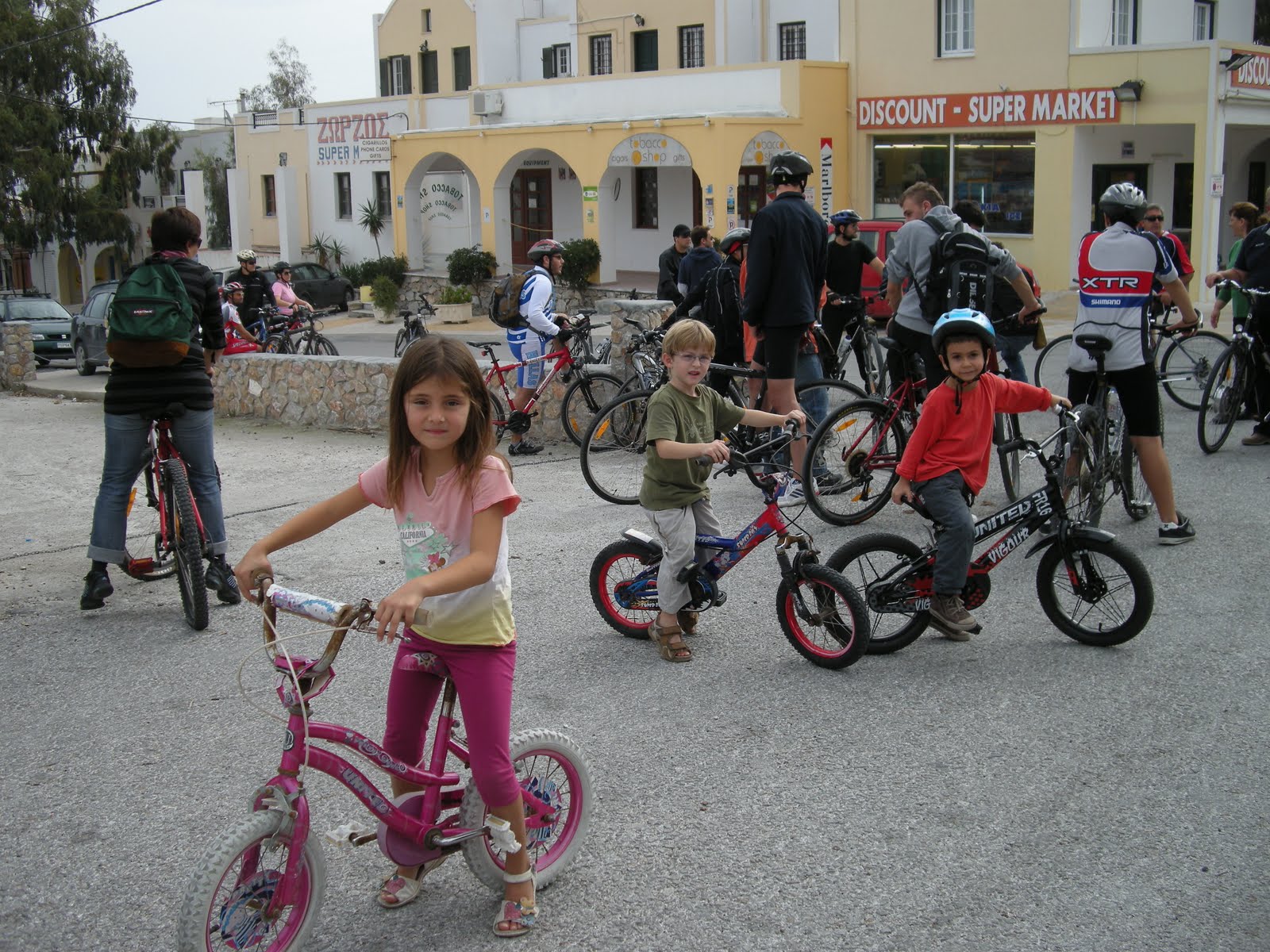 Cycling Santorini: Επιλέγοντας ενα Παιδικό Ποδήλατο!