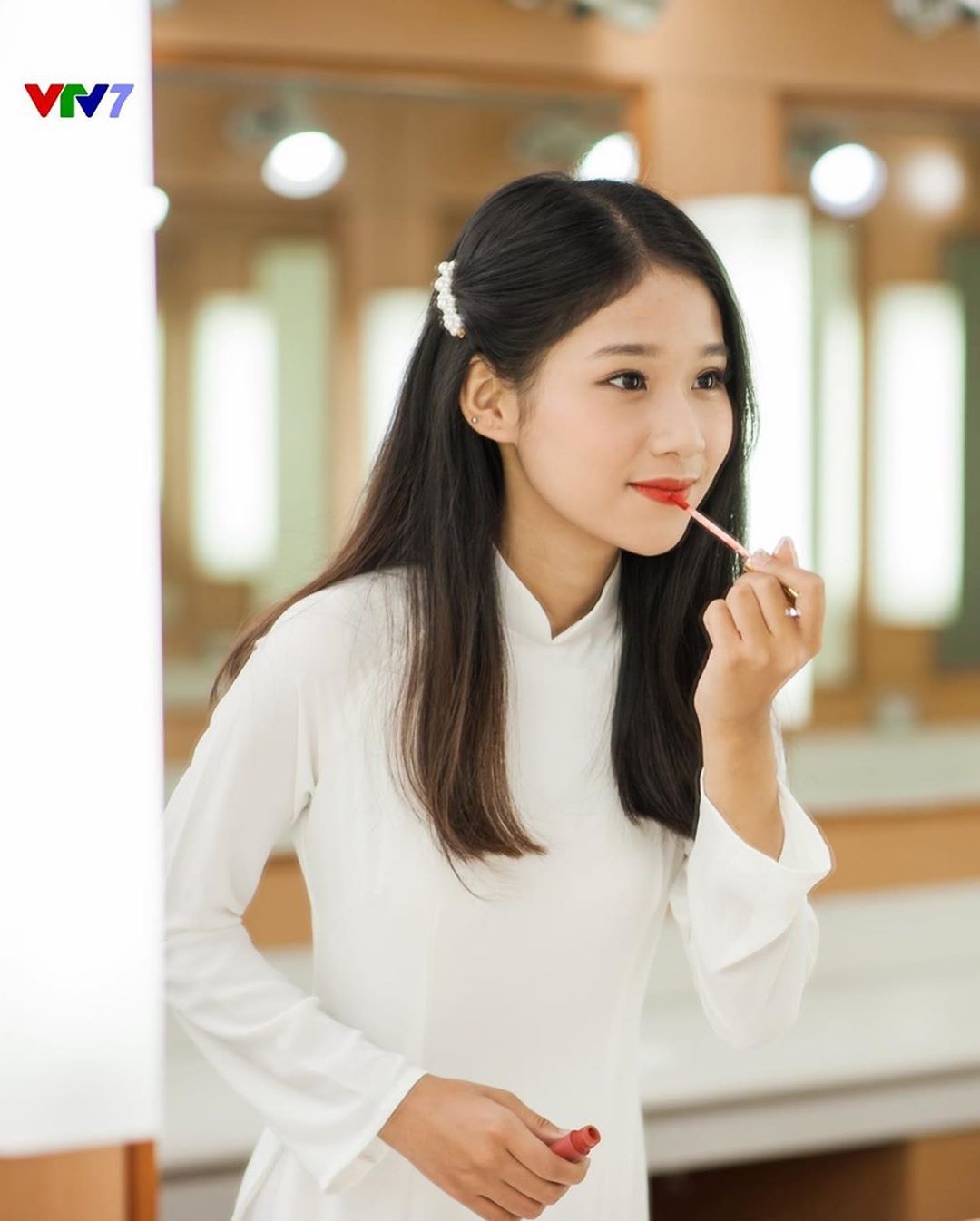 Nguyễn Thu Trang - 2003 - Như giọt nắng bên thềm | Dân 47 - Website ...