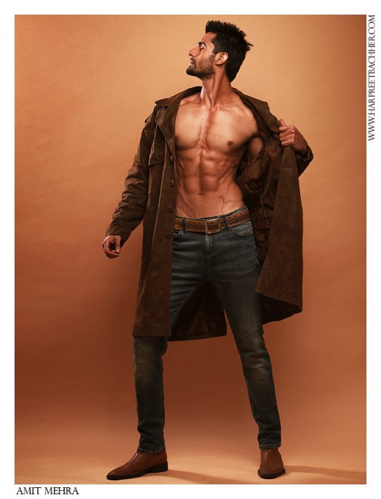 Shirtless Bollywood Men: Amit Mehra