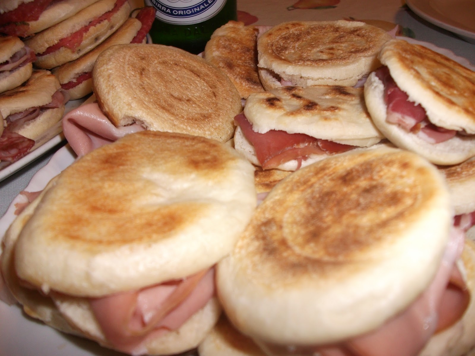 lafattoriadiassunta: TIGELLE DI MODENA