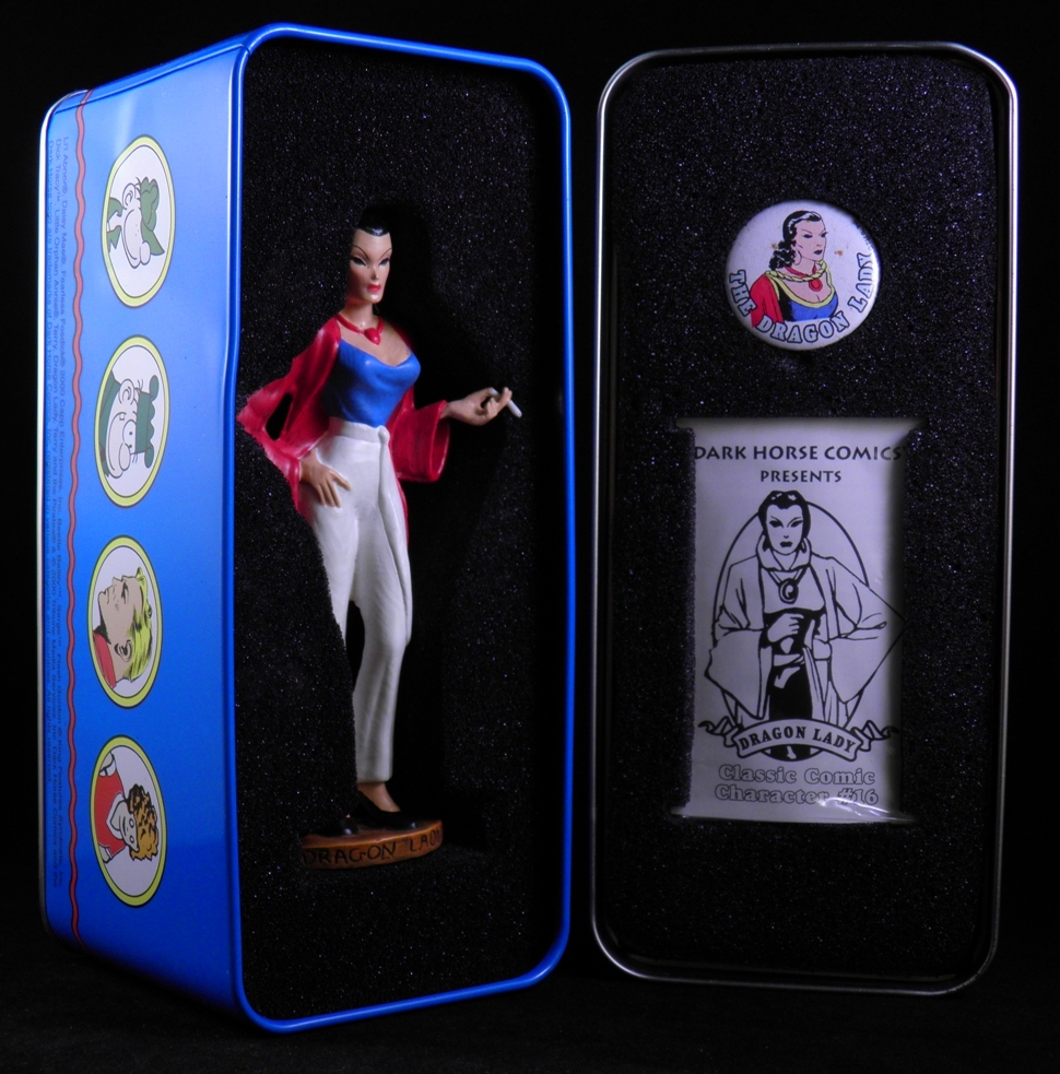 She's Fantastic: Classic Comic Character - DRAGON LADY Statue!