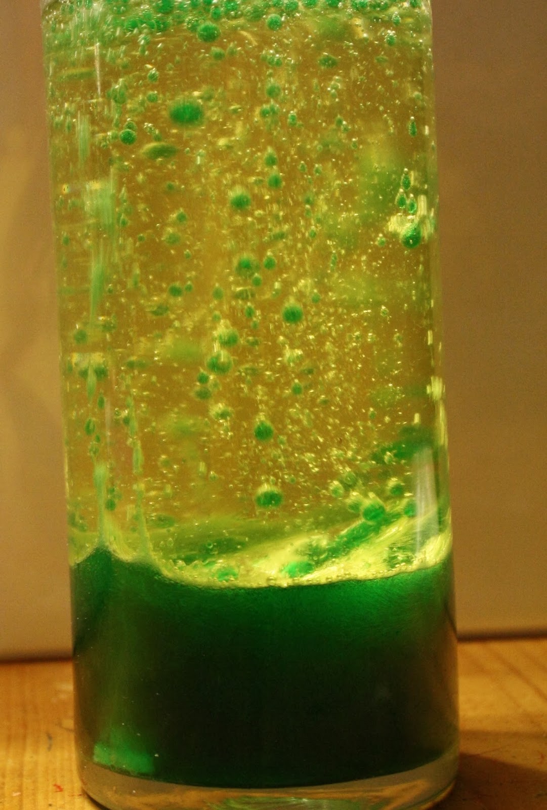 Once Upon a Family: Homemade Lava Lamp